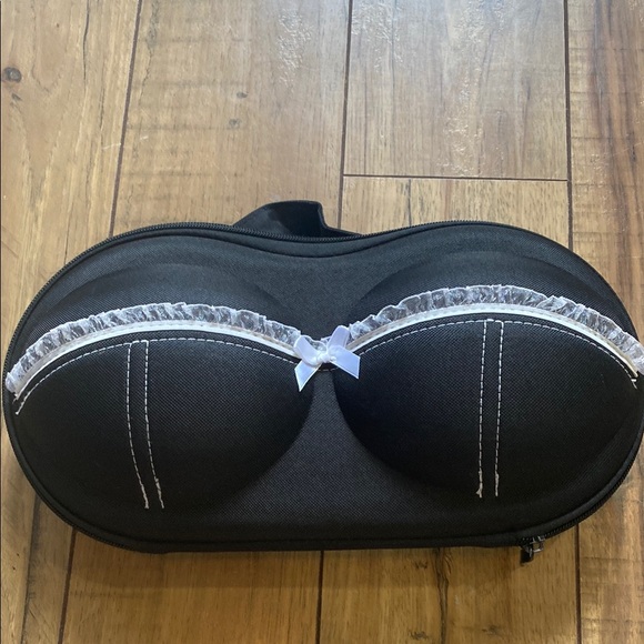 Bags | 525 Black Bra Travel Case With White Lace Trim | Poshmark